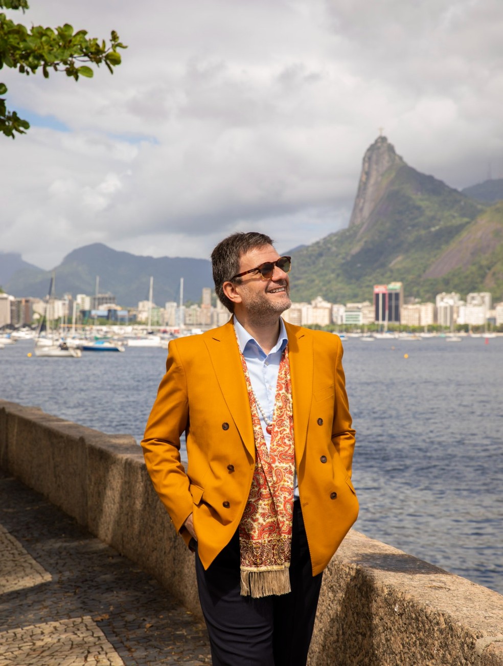 Novo livro de Bruno Astuto, 'Rio de Janeiro', revela cidade diversa e ...