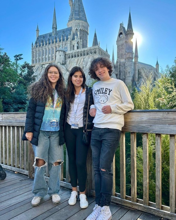 Ana Furtado viaja com a filha, Isabella, para a Disney: 'Nem o Mickey ...