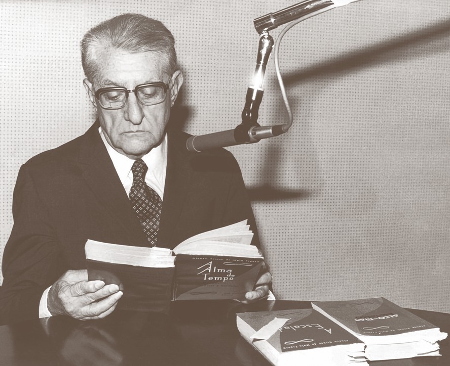 Livro destaca legado de Afonso Arinos, autor da primeira lei de combate ...