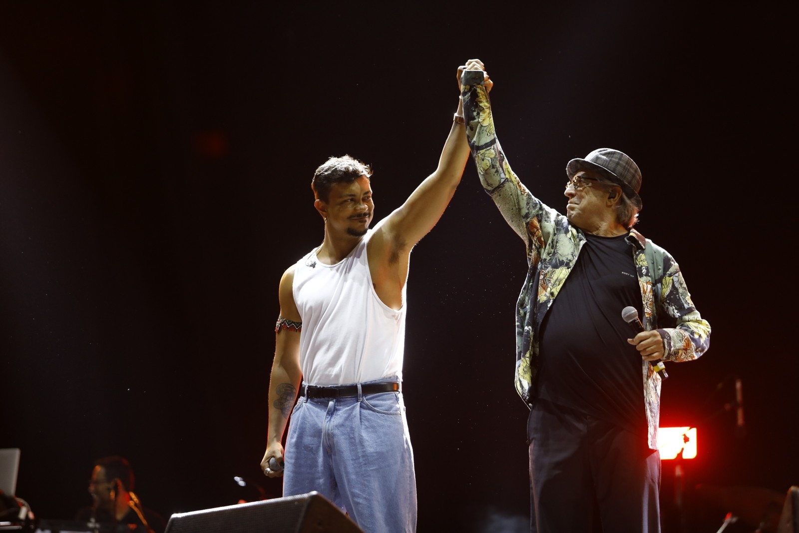 Dinho Ouro Preto fala de emoção com 40 anos do Capital Inicial, no Rock ...