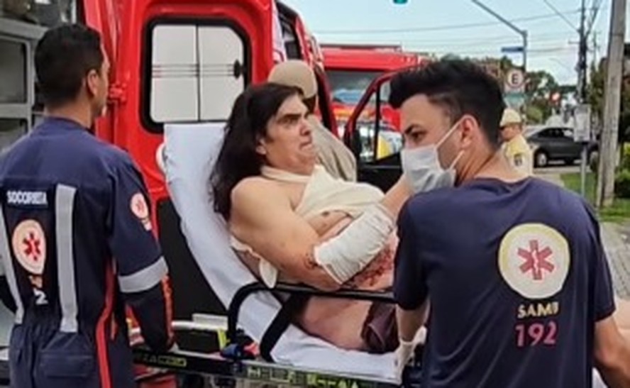 Hospital nega que 'Oil Man' tenha morrido em decorrência de mordida do ...