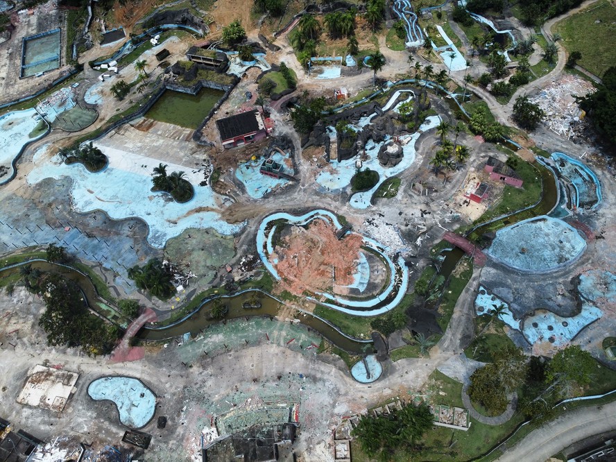 Fechado há seis anos, Rio Water Planet é desmontado e dará lugar a ...