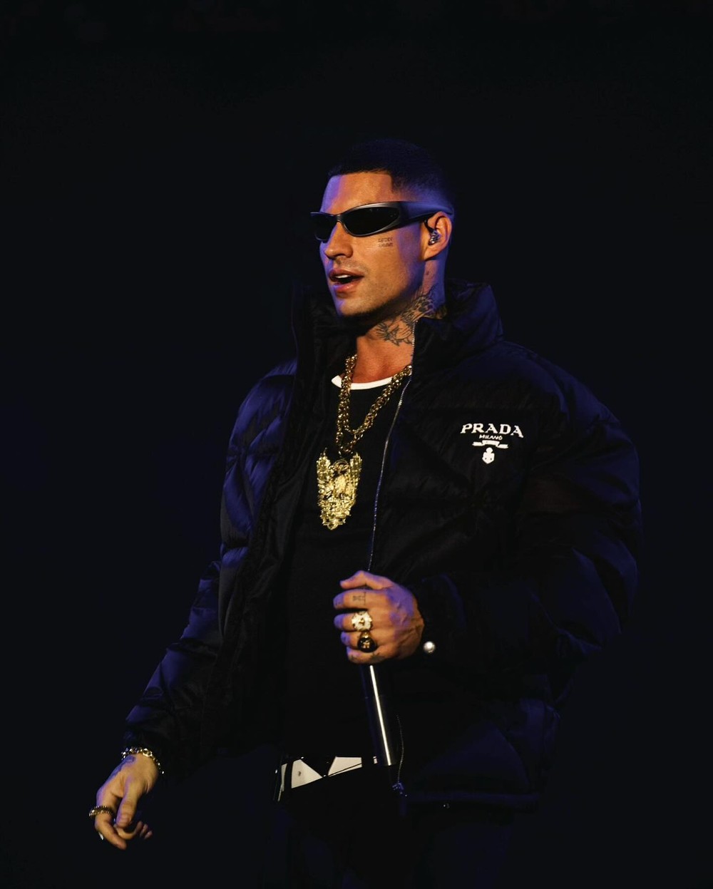 Correntes de ouro e diamante ditam a moda dos rappers e funkeiros do ...