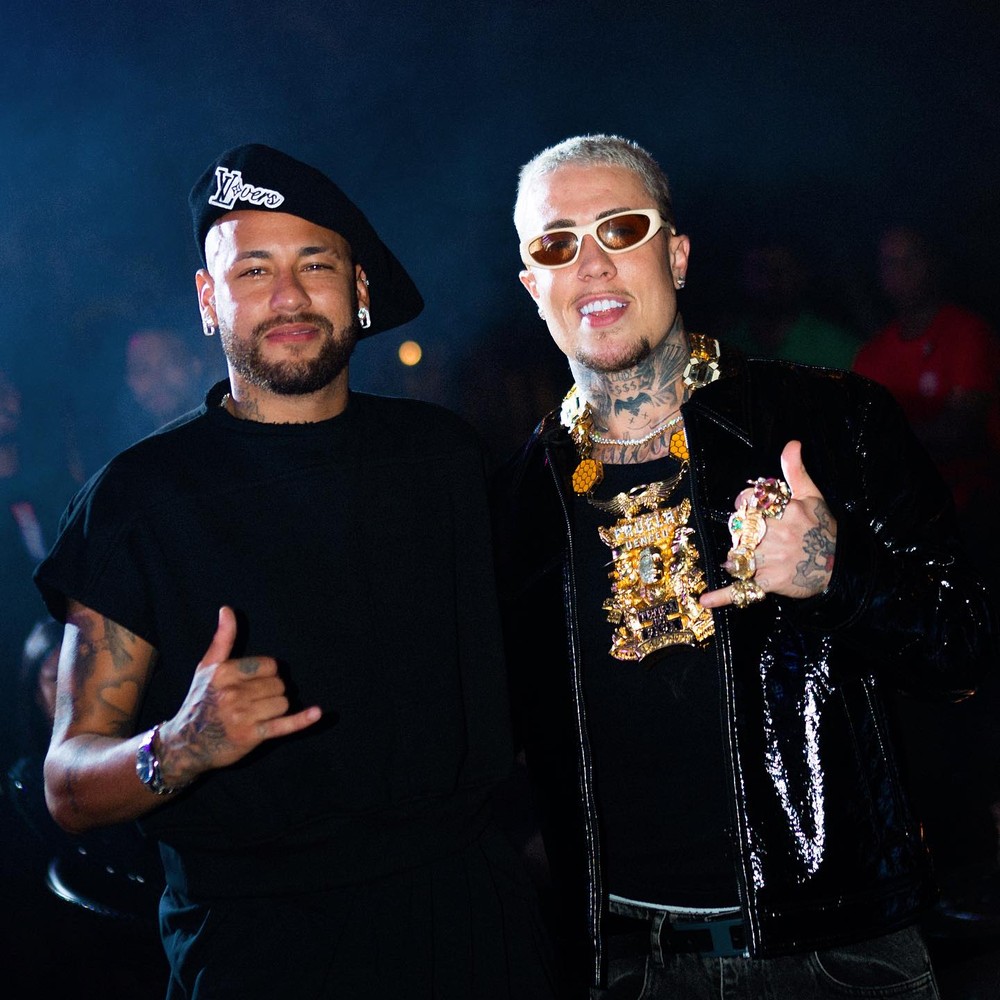 Correntes de ouro e diamante ditam a moda dos rappers e funkeiros do ...