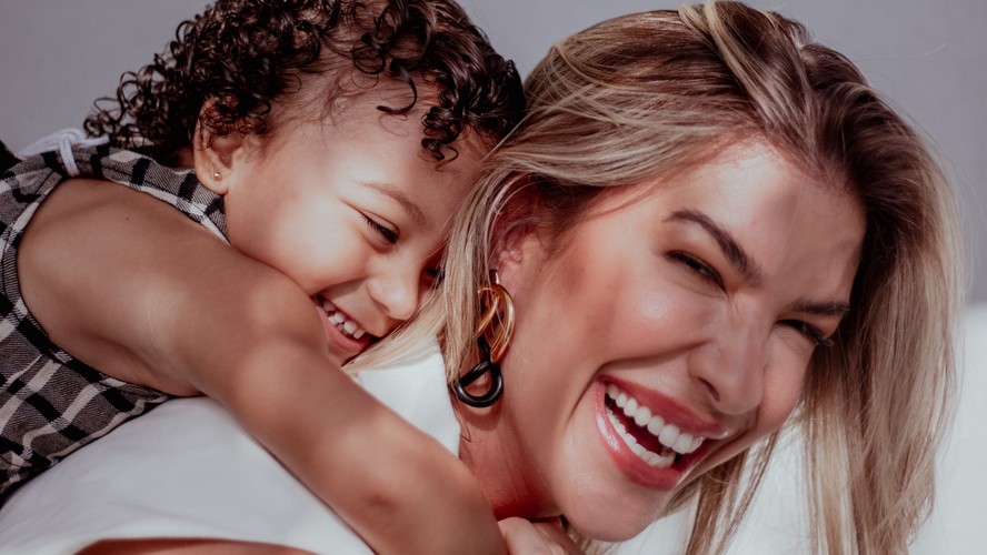 Lore Improta revela como maternidade impactou sua vida: 'Hoje sou uma mulher mais confiante e ...