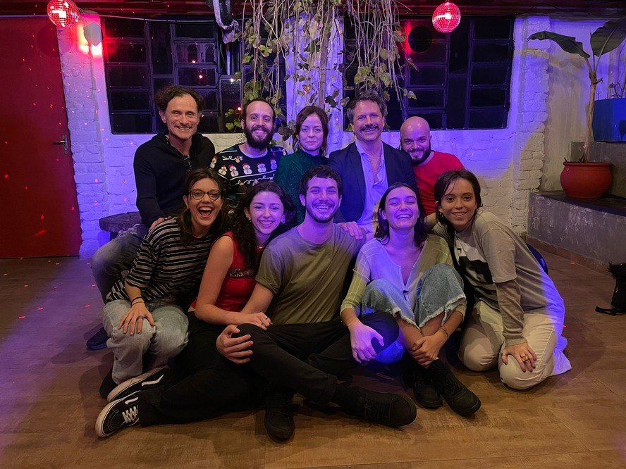 Enrique Diaz, Stella Rabello e Felipe Rocha prestigiam peça estrelada ...