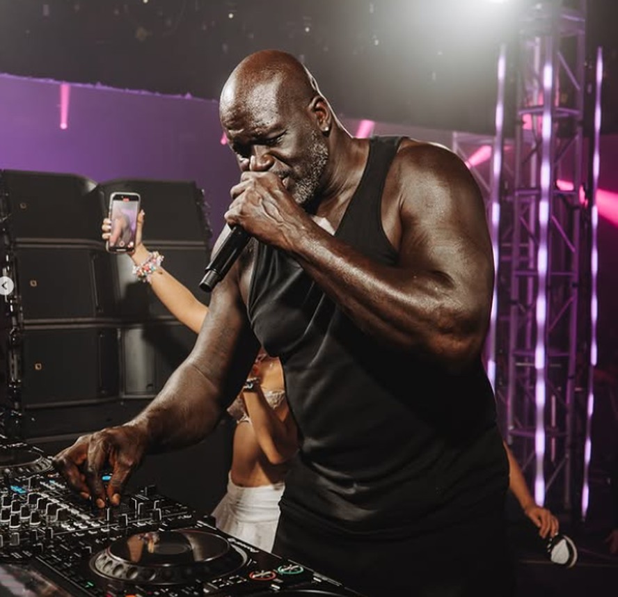 Shaquille O’Neal ou DJ Diesel? Atração do Lollapalooza 2026, ídolo do ...