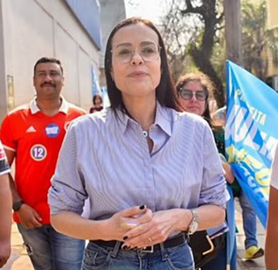 Lula recebe no Planalto neta de Brizola, que discute apoio do PT para ...