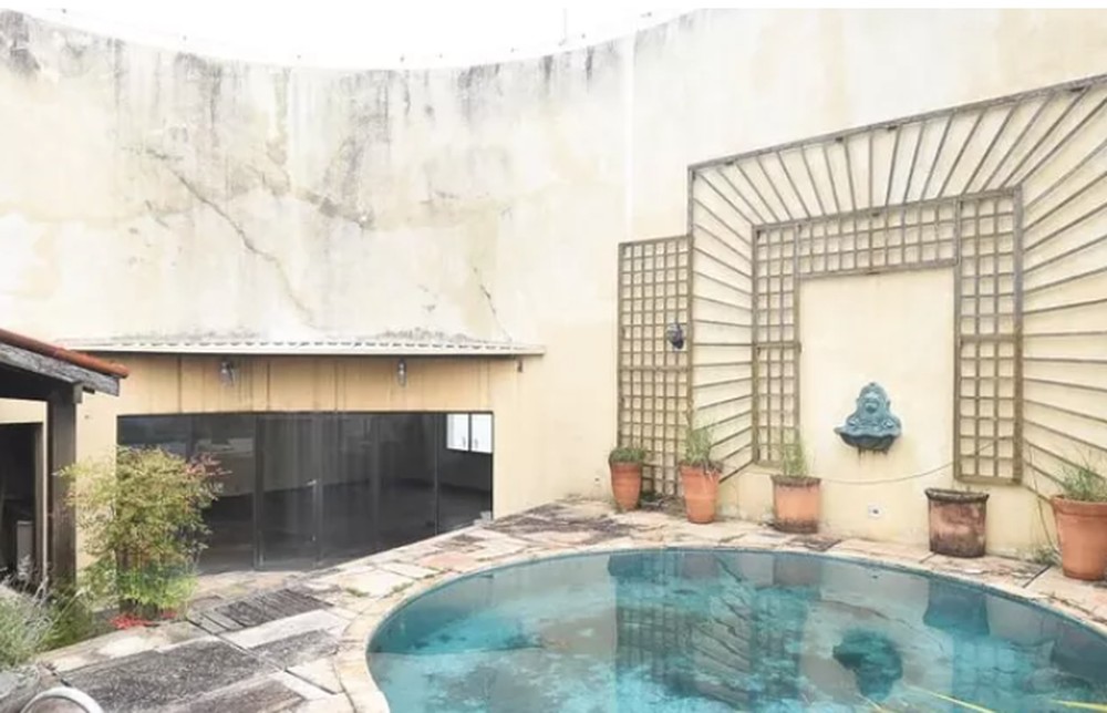 Penthouse: prédio luxuoso viralizado pelo estado de abandono fez parte de novela da Globo