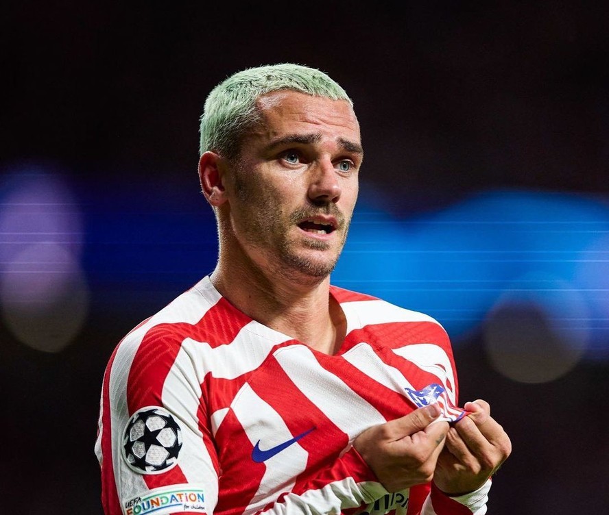 Griezmann renova contrato com o Atlético de Madrid até 2027