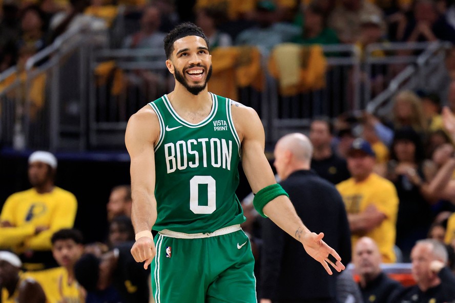 Liderado por Tatum, ‘super’ Boston Celtics chega favorito à final da ...