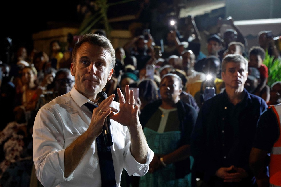 Antes de começar no cargo, novo premier já é reprovado por dois terços ...