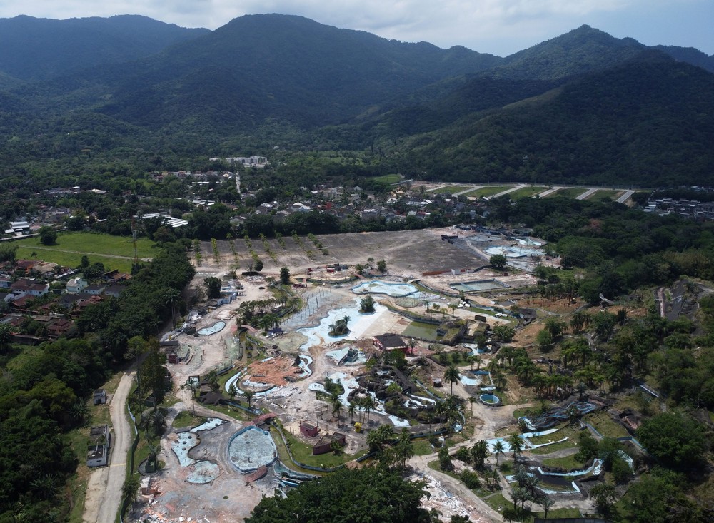 Fechado há seis anos, Rio Water Planet é desmontado e dará lugar a condomínio com 700 casas ...