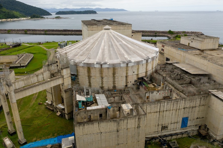 Decisão sobre conclusão das obras de Angra 3 é adiada mais uma vez pelo governo