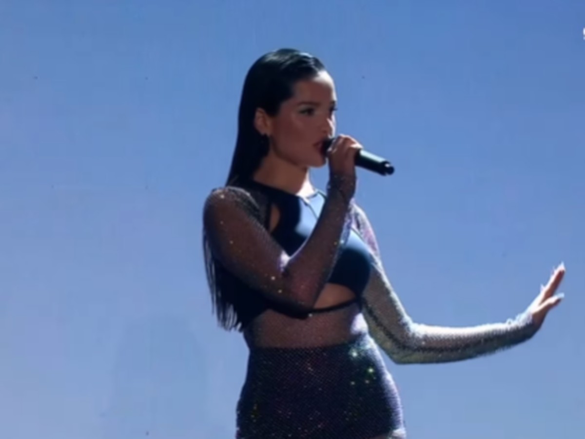 Juliette faz sua primeira apresentação internacional em programa de ...