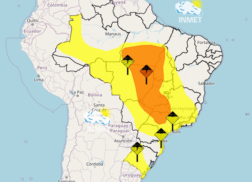 'Perigo': Inmet mantém alerta para chuvas intensas na maior parte do ...