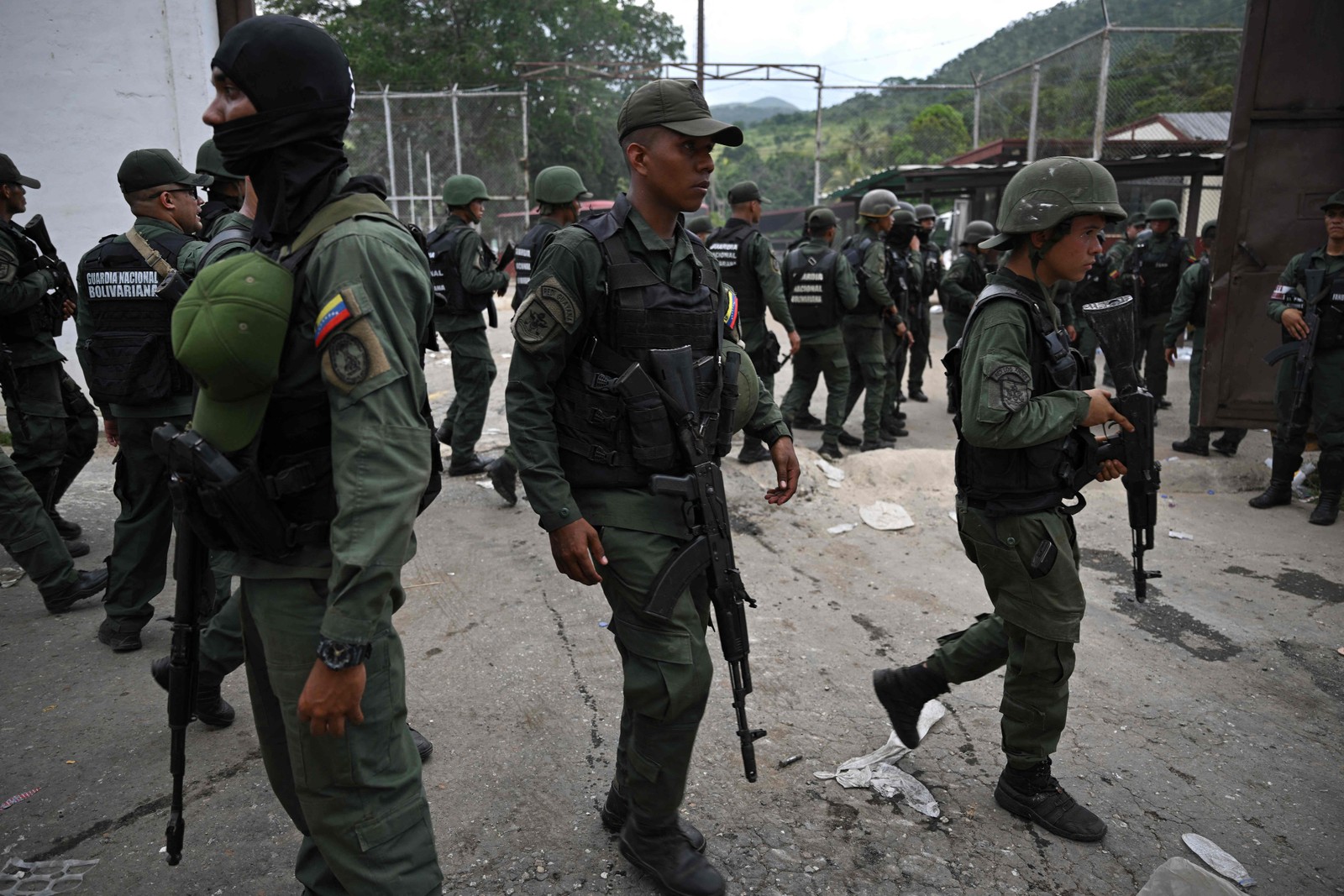 Venezuela destaca 11 mil agentes para desmantelar quadrilha que opera ...