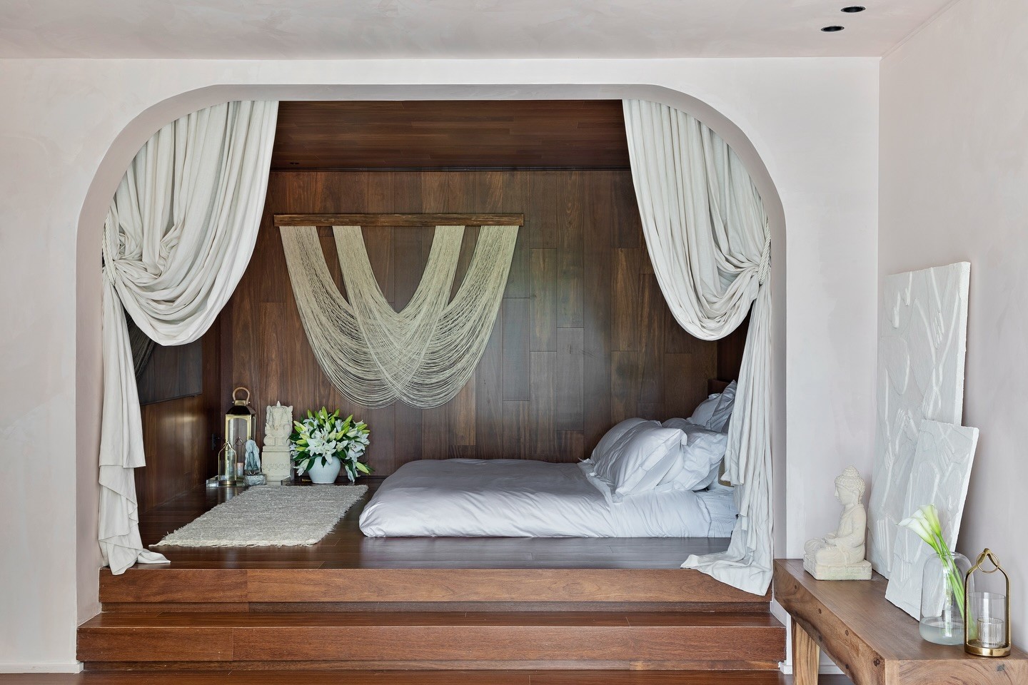 Atmosfera zen, círculo dos rituais: veja a casa 'curativa' de Anitta no ...