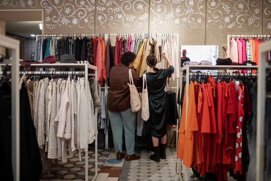 Guia do Brechó: Como comprar bem, economizar e ser sustentável na moda