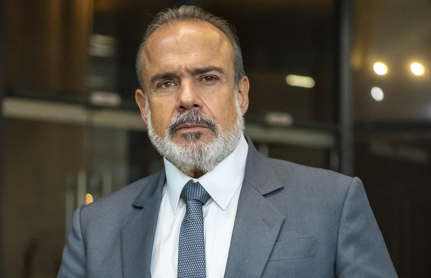 Aos 64, André Mattos fala da volta às novelas em 'Três Graças' e da família