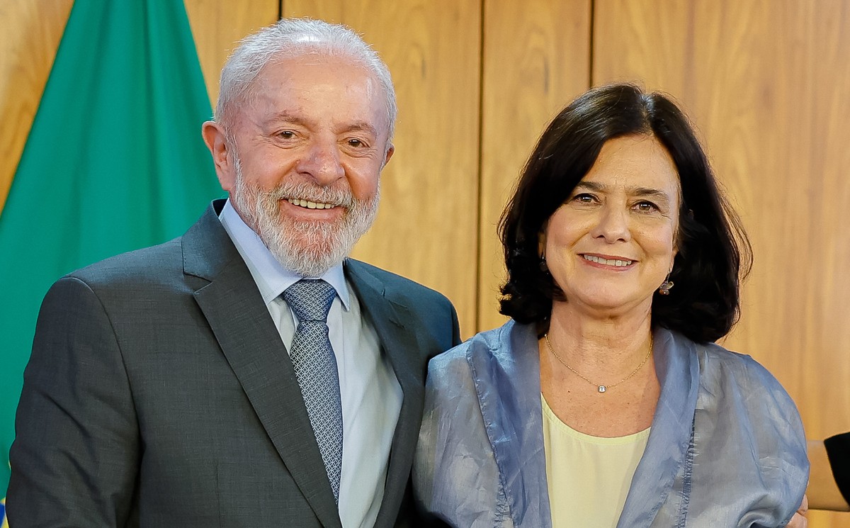 Lula precisa de seu próprio 'Desenrola'