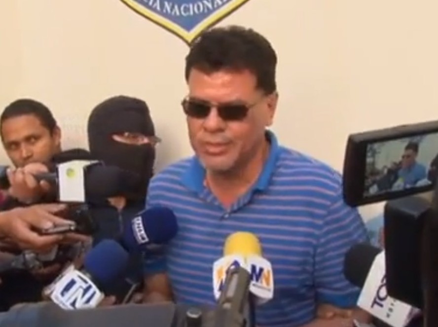 Ex-diretor da Fifa é condenado a 16 meses de prisão por receber US$ 350 ...