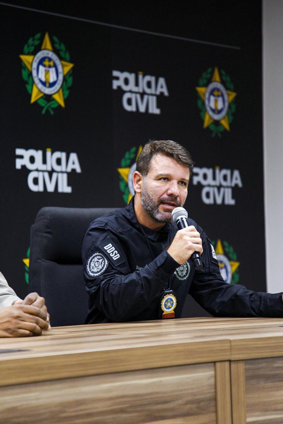 No Rio, CV e PCC fazem acordo e avançam para mercados de internet e ...