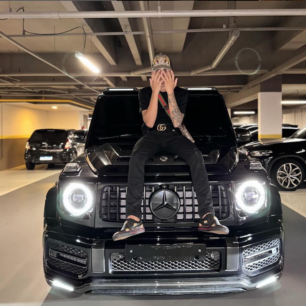 Saiba quem é o influenciador Nino Abravanel procurado pela polícia; ele e o irmão são ...