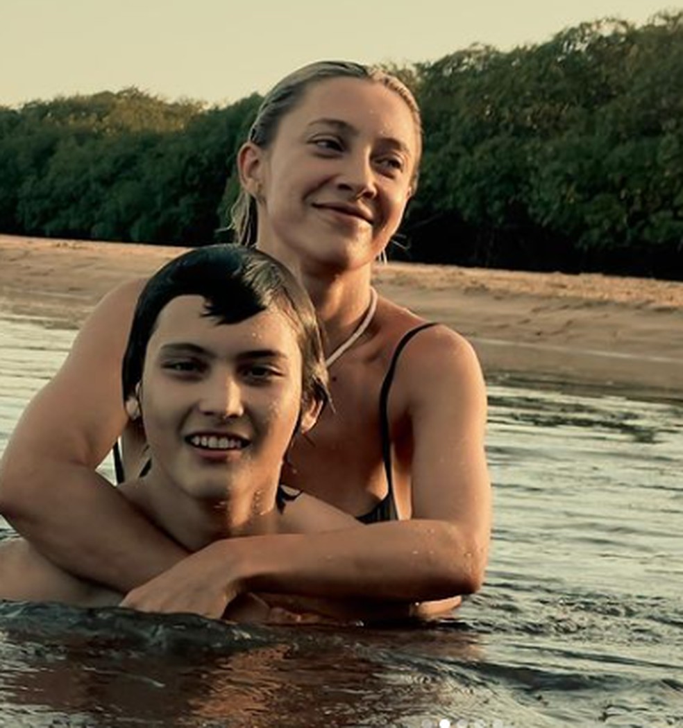 Vanessa Bueno fala sobre volta às novelas em 'Mania de você'