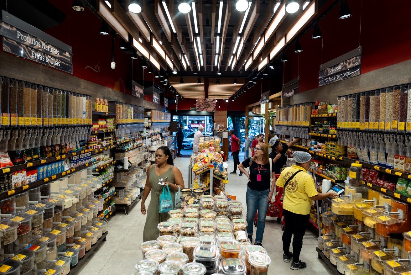 Casas Pedro: como lojinha da Saara virou rede com 65 unidades e 106 marcas próprias, de mel a ...