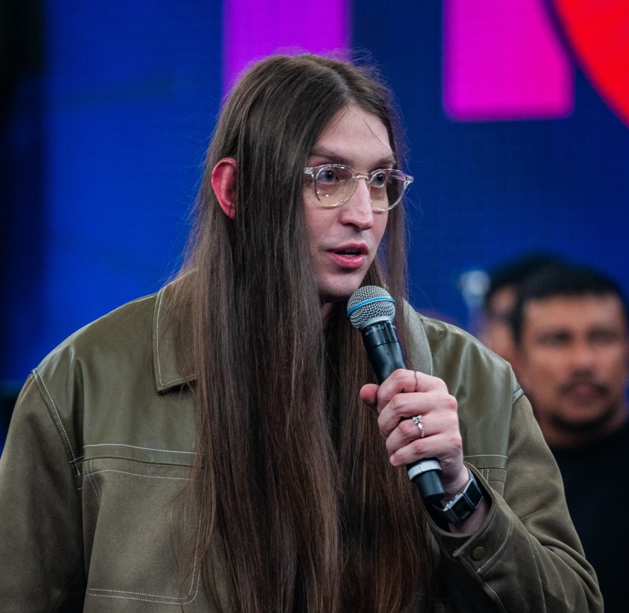 Felca participa do 'Altas horas', de Serginho Groisman, e fala sobre ...