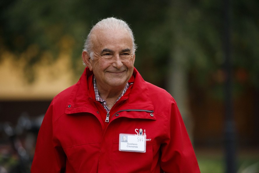 Magnata da mídia e fundador da Univision, venezuelano Gustavo Cisneros ...