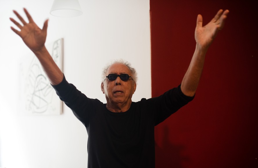 Jards Macalé comemora 50 anos de seu grito de liberdade