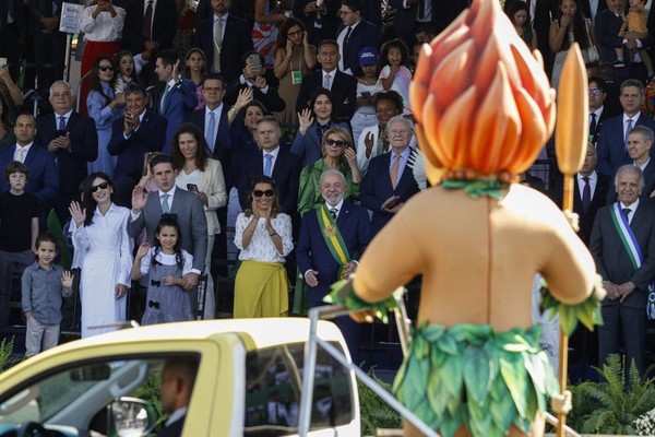 Curupira estreia como mascote da COP30 em desfile do 7 de setembro