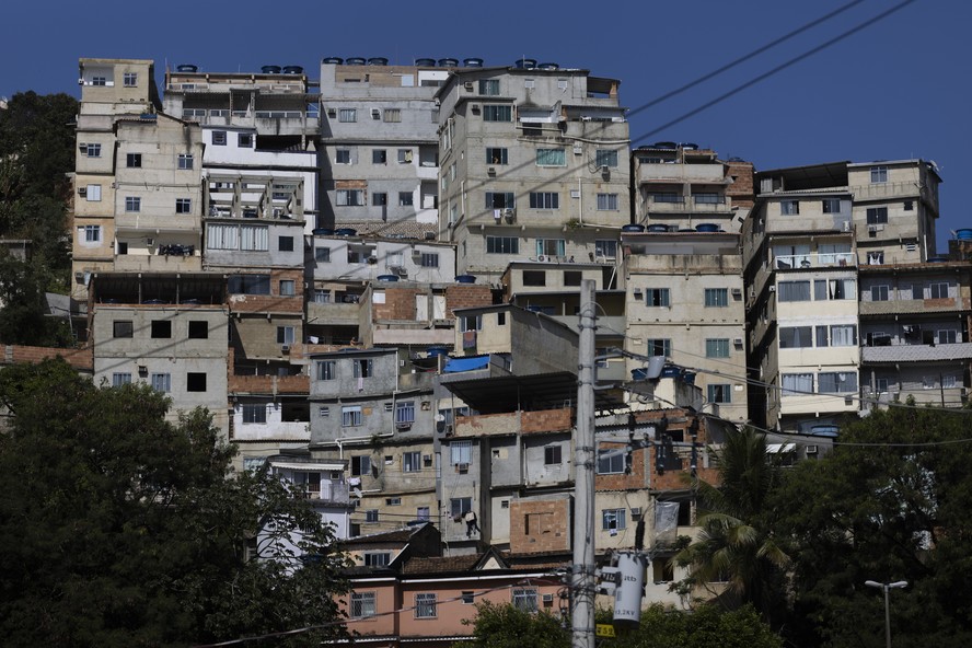 Verticalização de favelas desafia regras no Rio; na Zona Sul, prédios ...