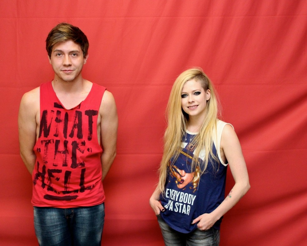 Avril Lavigne retorna ao Brasil 8 anos após 'meet & greet' que virou ...