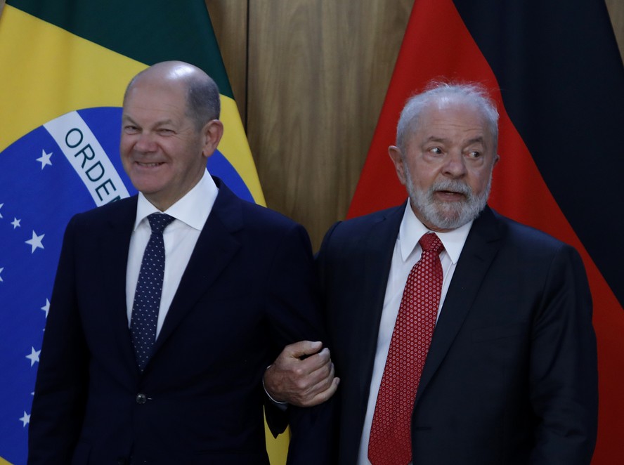 Lula pode atrasar ainda mais acordo entre Mercosul e União Europeia