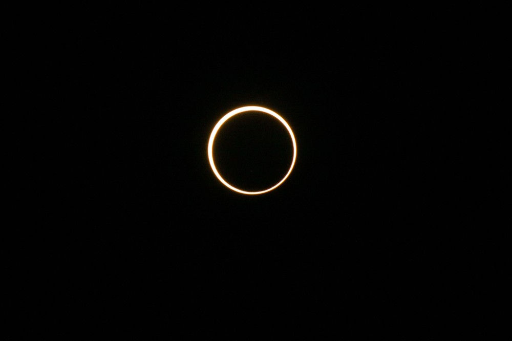 Eclipse solar: imagens do fenômeno pelo mundo