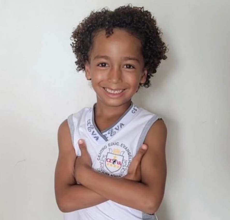 'Tenho a esperança que meu filho está vivo', diz mãe de Édson Davi ...