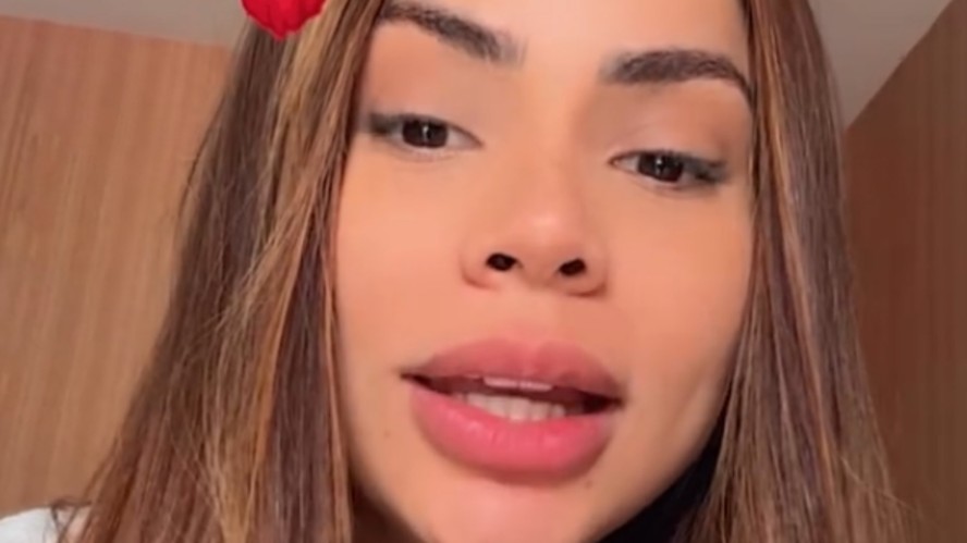 Lexa desabafa após comentários sobre luto pela filha: 'Não escrevam esse tipo de coisa'