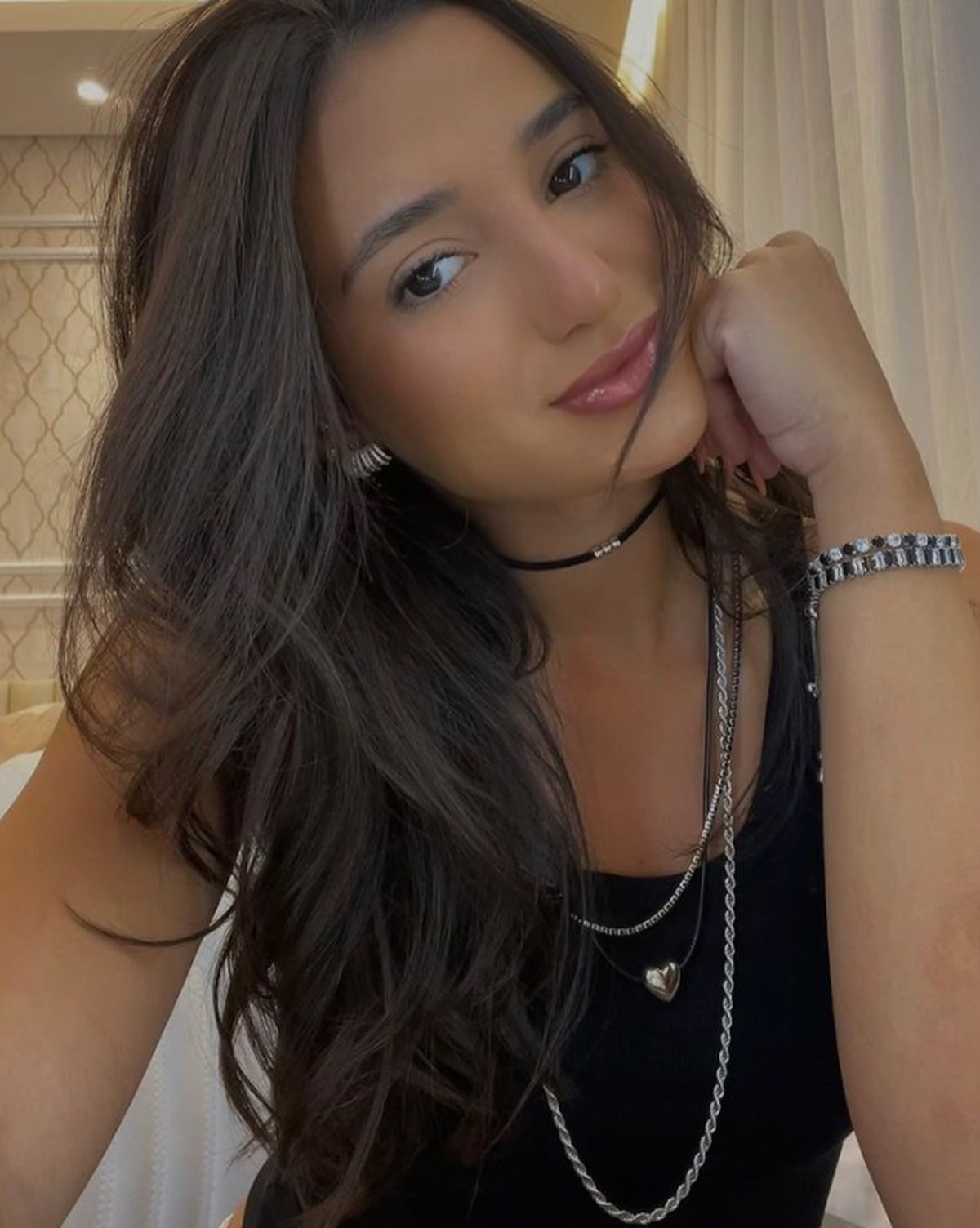 Influencer e filha de prefeito: quem era Sofia Valim, jovem que morreu ...