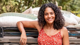 Valéria Barcellos comenta estreia em 'Terra e paixão', lembra superação ...