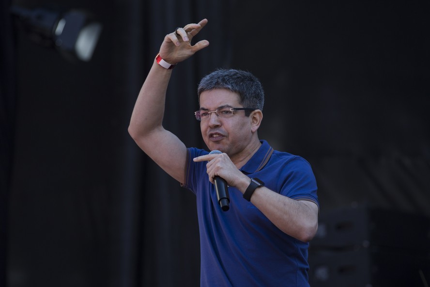 TRE-AP suspende evento de lançamento da pré-candidatura de Randolfe ...