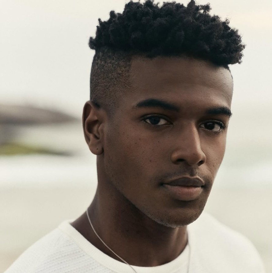 Ronald Sotto, de 'Últimas férias', estará em série da Netflix sobre ...