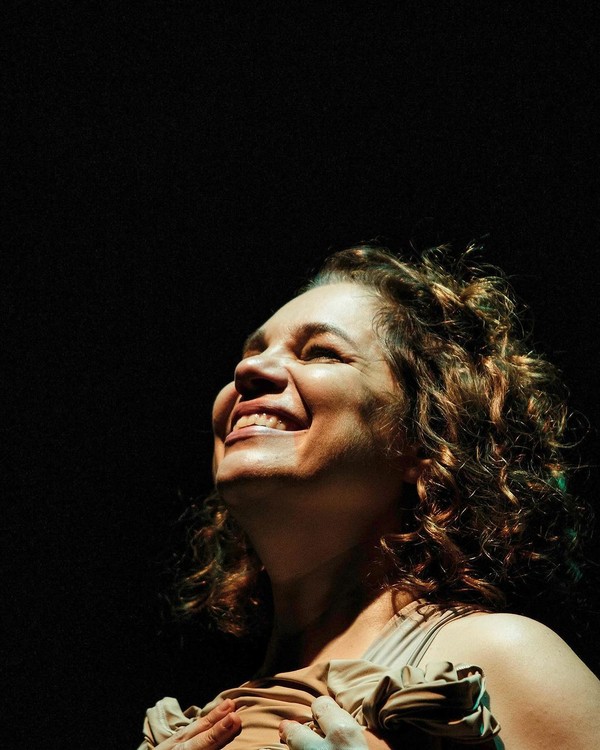 Isabel Teixeira fala de peça sobre Jandira Martini e da mudança em sua ...