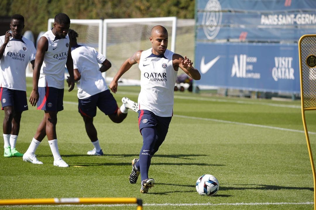 Rafinha Alcântara anuncia aposentadoria: 'Obrigado, futebol'