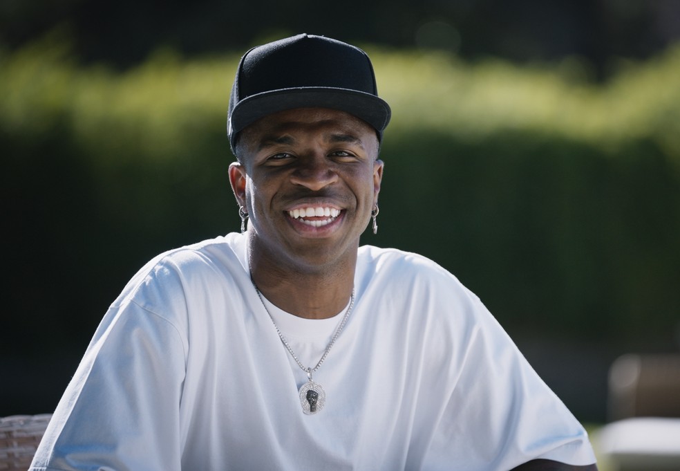 Docs sobre Anitta e Vini Jr. e série de ficção sobre o jogo do bicho ...