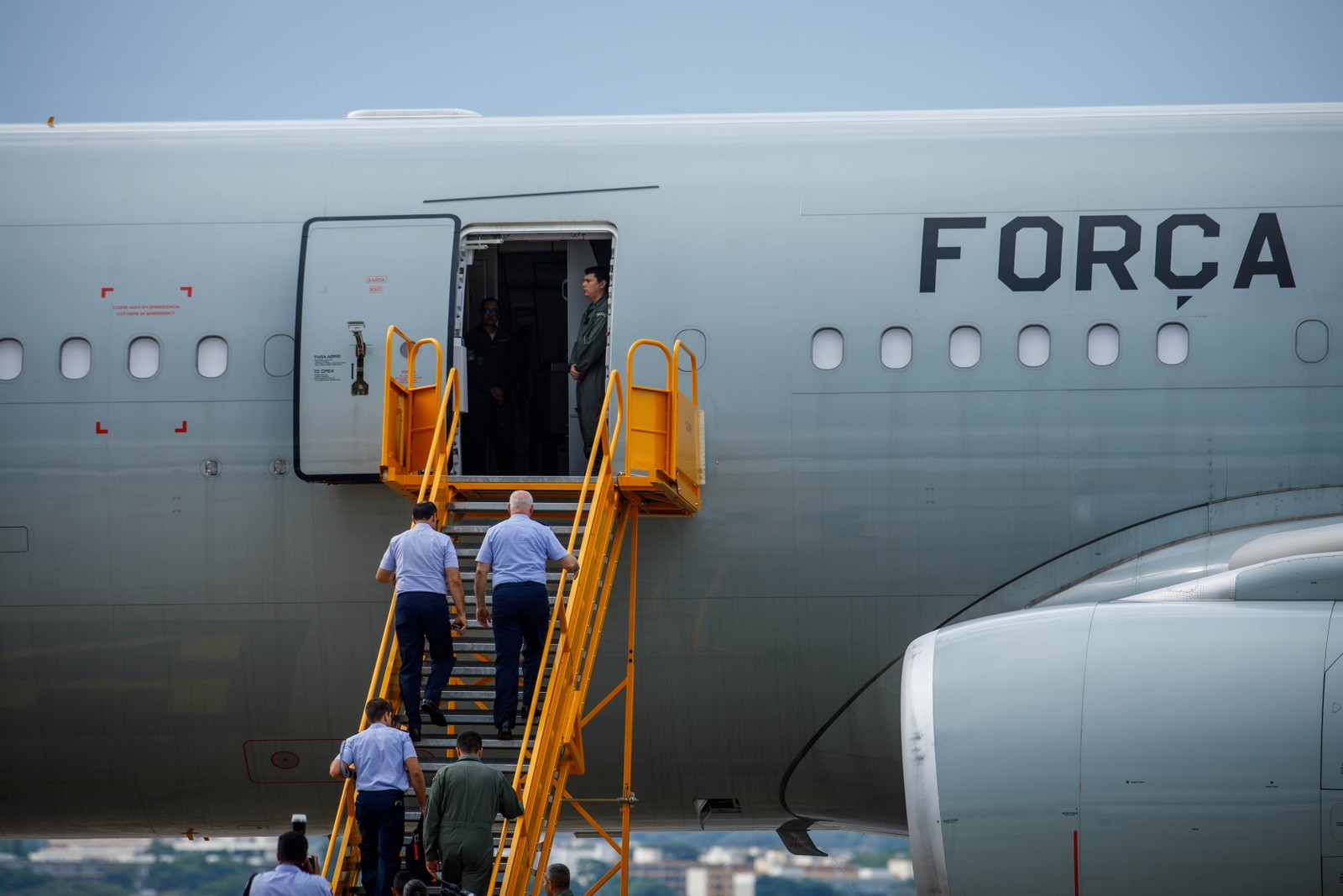 Primeiro avião da FAB que vai trazer brasileiros chega a Israel; saiba ...