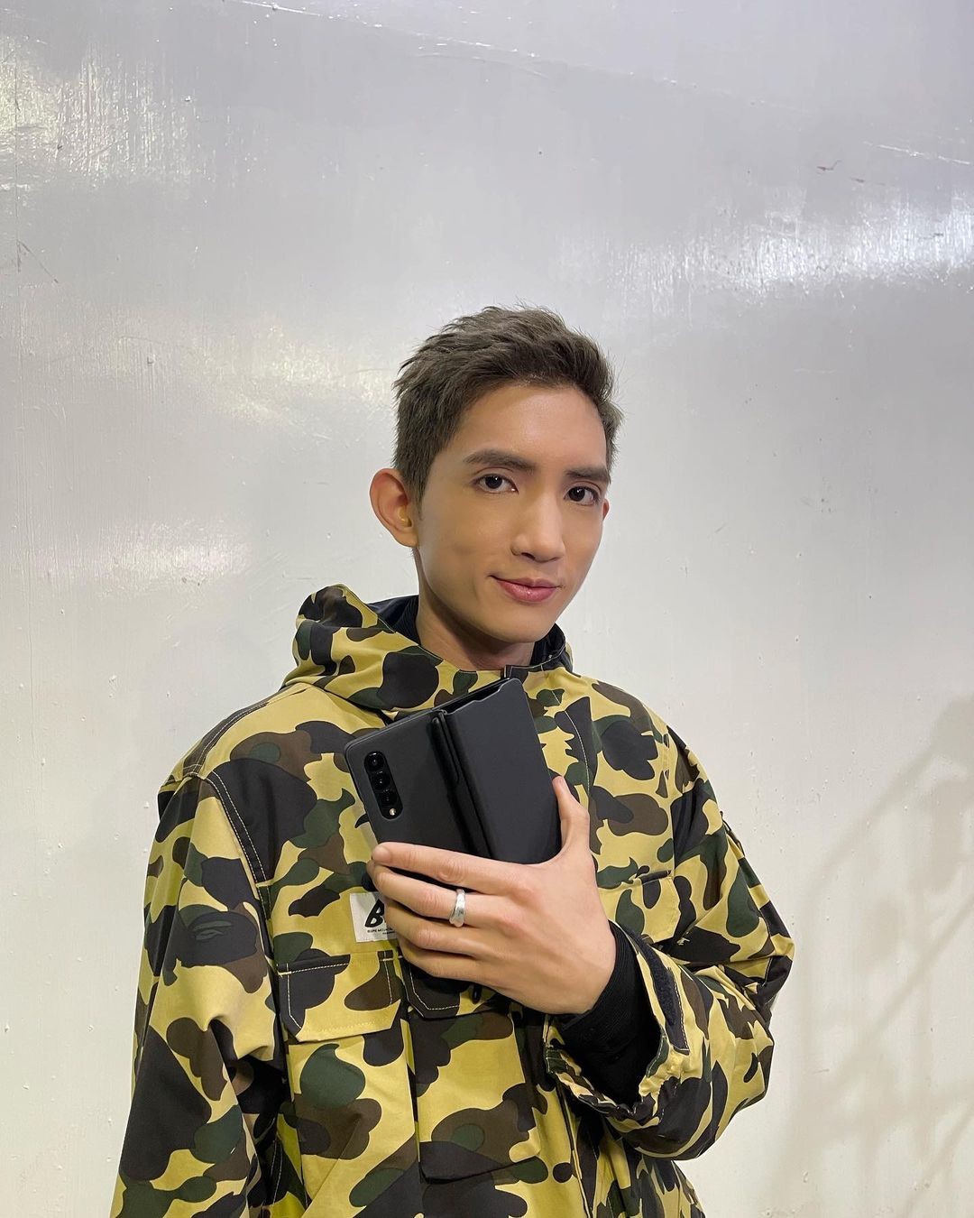 Grupo de cantopop Mirror: saiba quem são os 12 integrantes