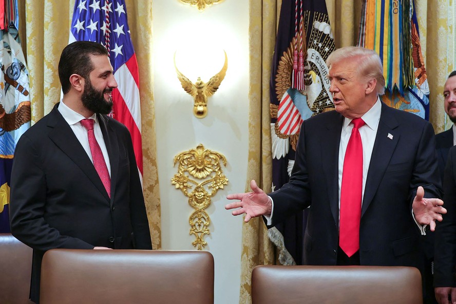 Trump volta a sugerir que Síria enfrente Hezbollah e critica atuação de ...
